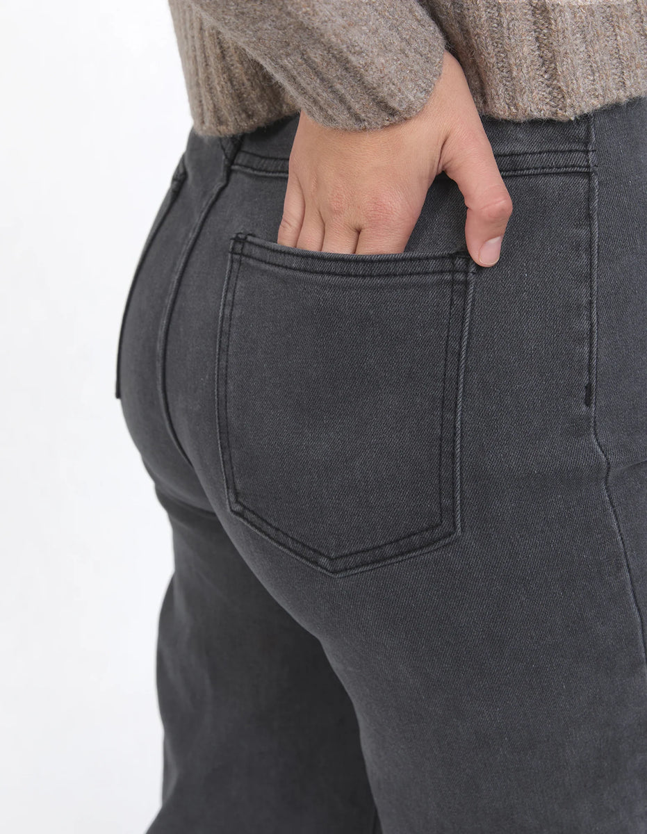 Sarah Wide Leg Jean | Washed Black – Boutique on Binney