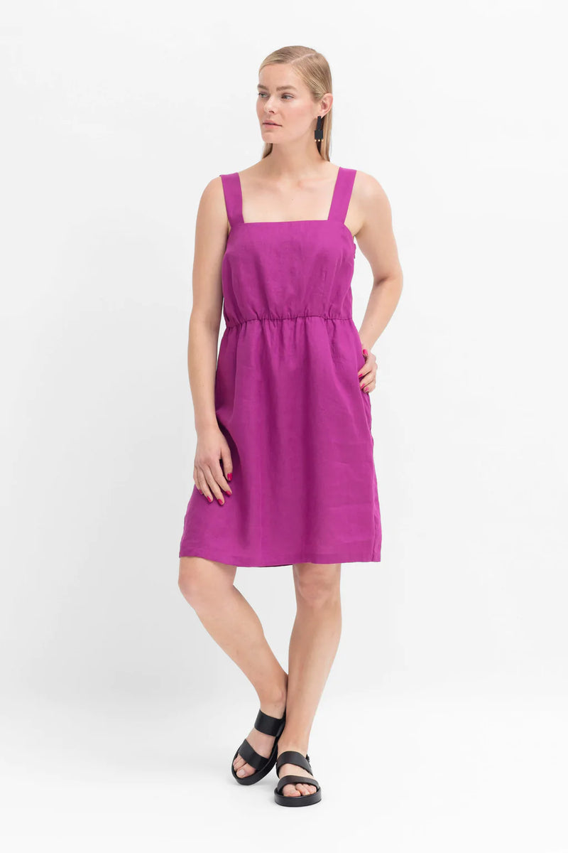 ANNELI LINEN TANK DRESS | WILD BERRY – Boutique on Binney